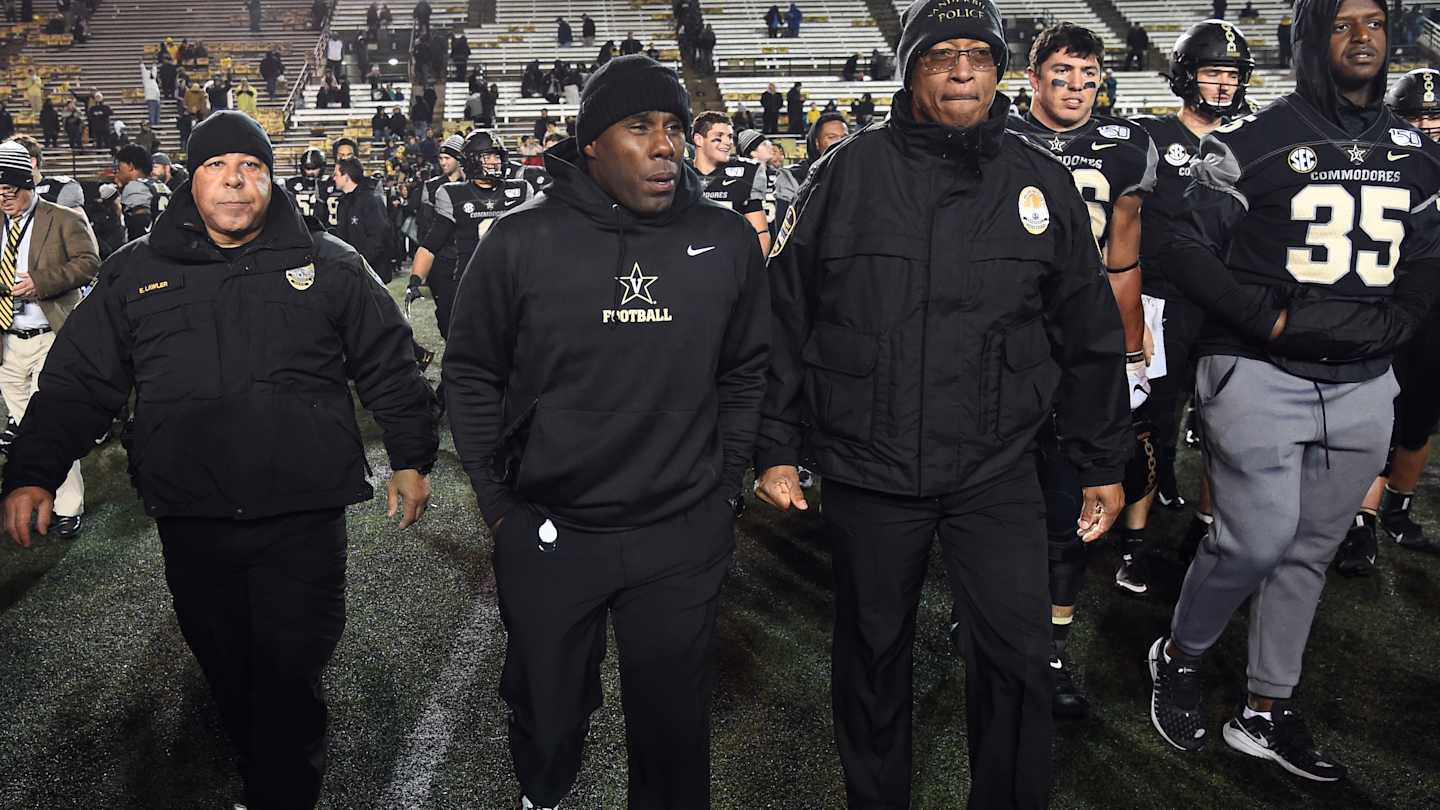 Vanderbilt Set To Add Former NFL Player To Football Coaching Staff ...