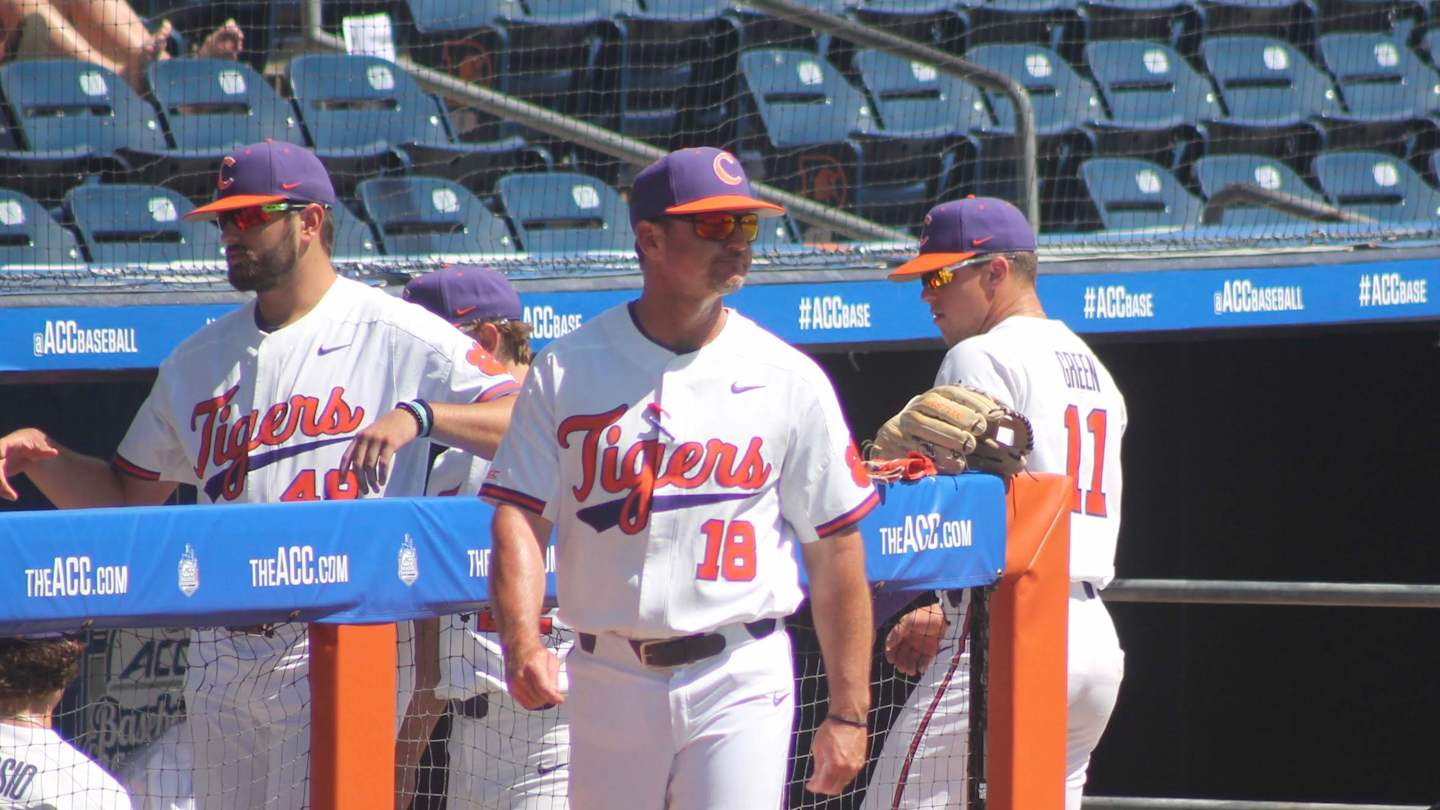 Lee 'Excited' to Get 2020 Season Started - Sports Illustrated Clemson ...