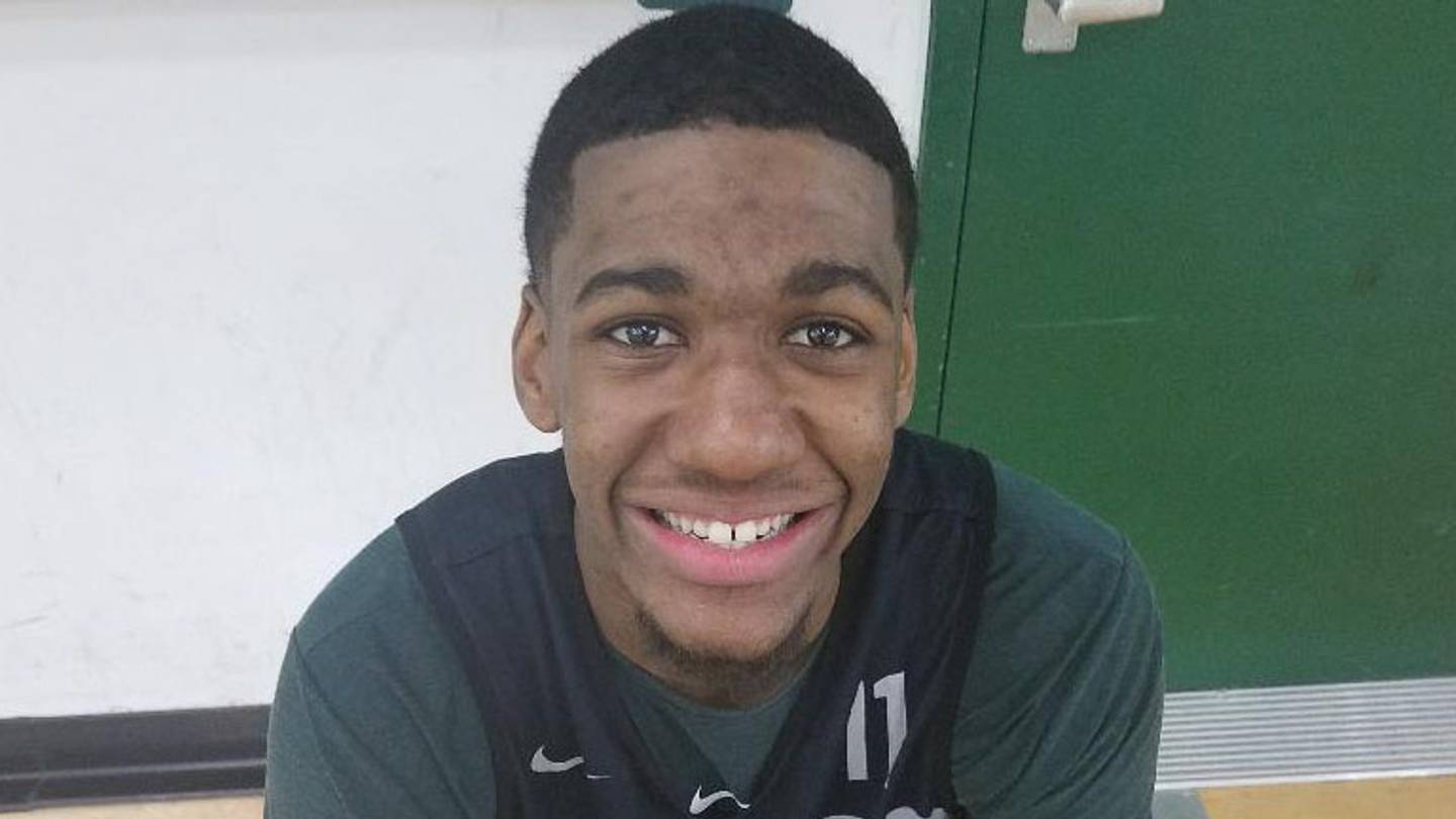 MSU G Aaron Henry After Practice Pre OSU - Sports Illustrated Michigan ...