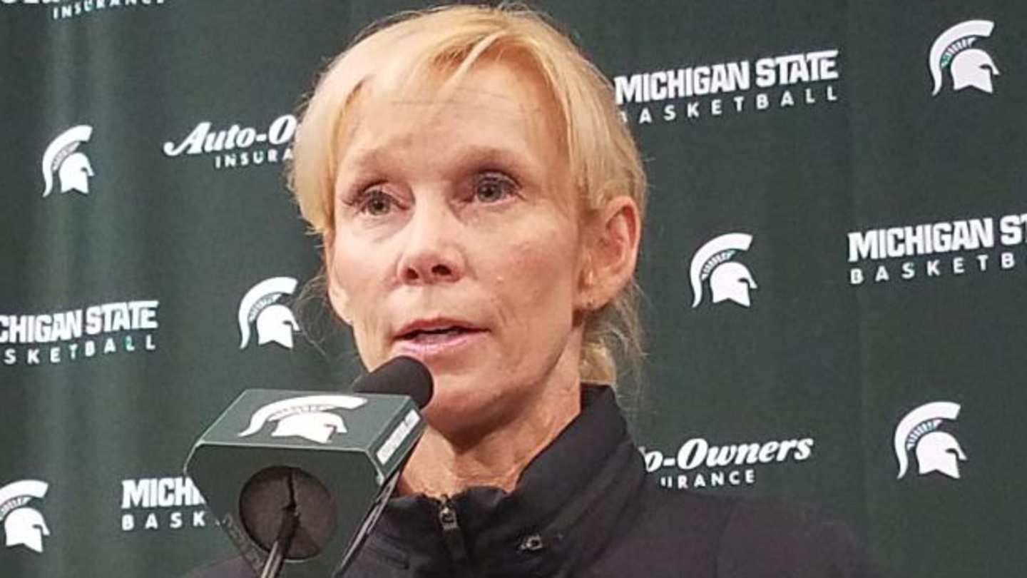 Suzy Merchant Weekly Presser - Sports Illustrated Michigan State ...