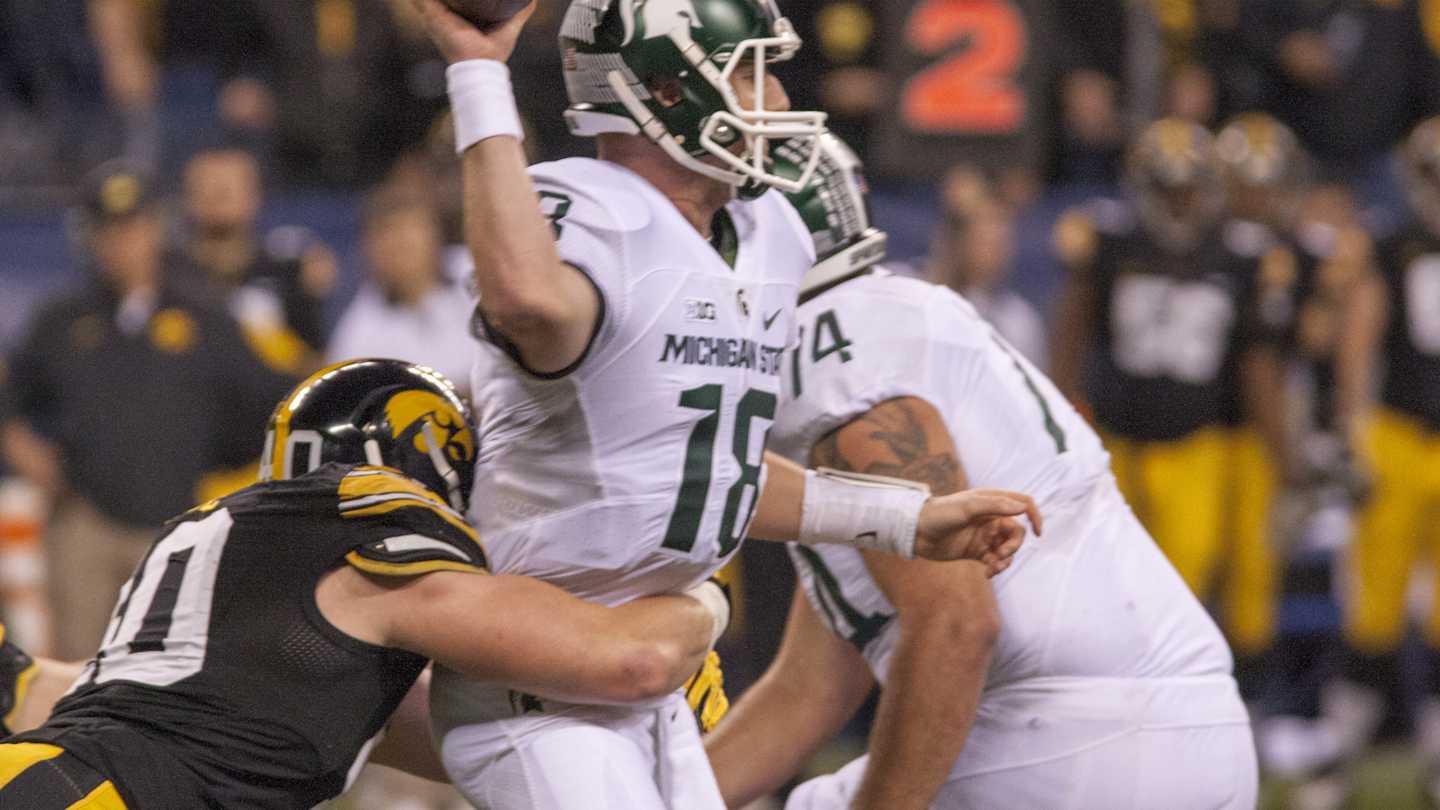 MSU QB Connor Cook Named 2015 Johnny Unitas Golden Arm Award Winner ...