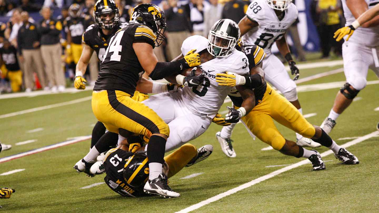 Michigan State’s Elijah Collins on Walker Award Watch List - Sports ...