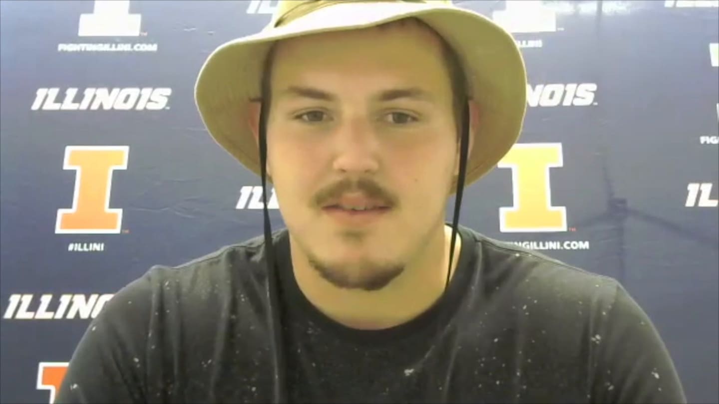 VIDEO: Illinois OT Alex Palczewski After Preseason Practice No. 1 ...