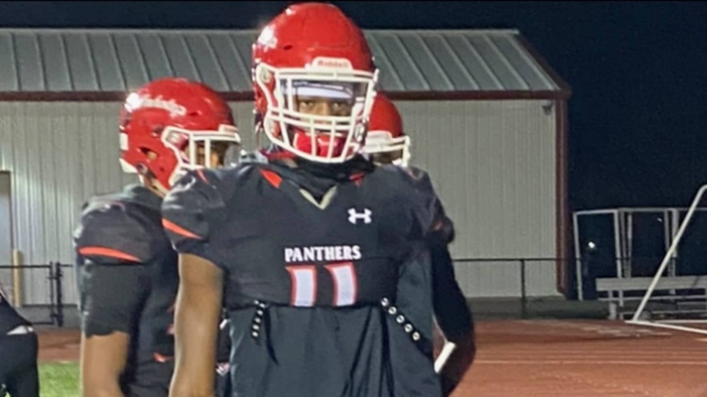 2022 Enai White Recruit Wants to Find School That Feels Like Home ...