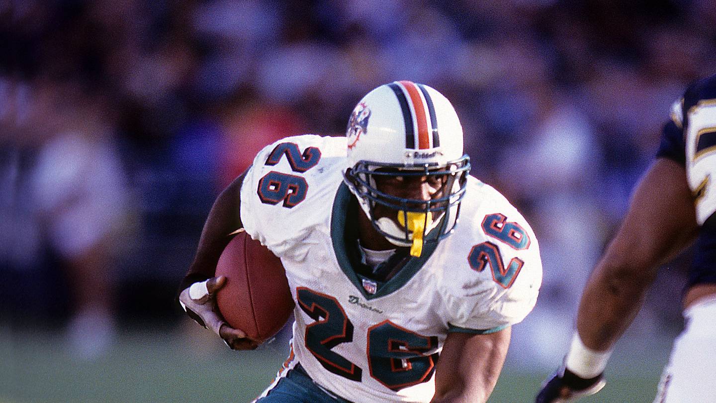 Number 26 and the Three Dolphins Who Wore It Best - Sports Illustrated ...