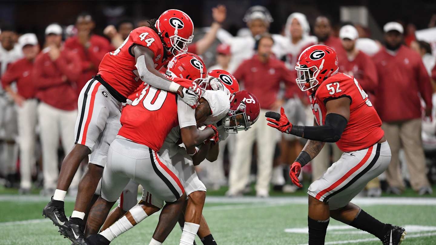 Alabama Football Catches a Break, While Georgia Goes through the ...