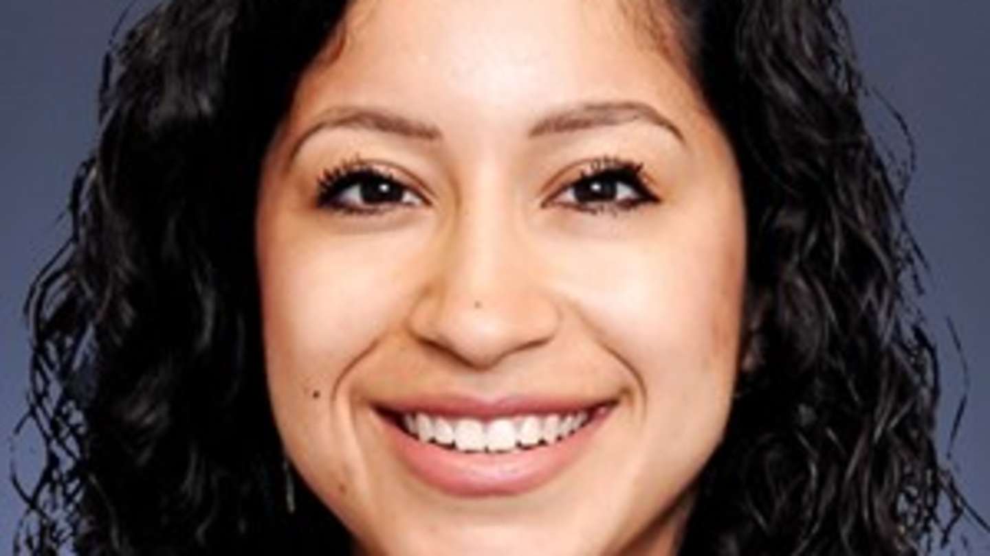 Illinois Hires Liz Reyes As Assistant AD For Student-Athlete ...