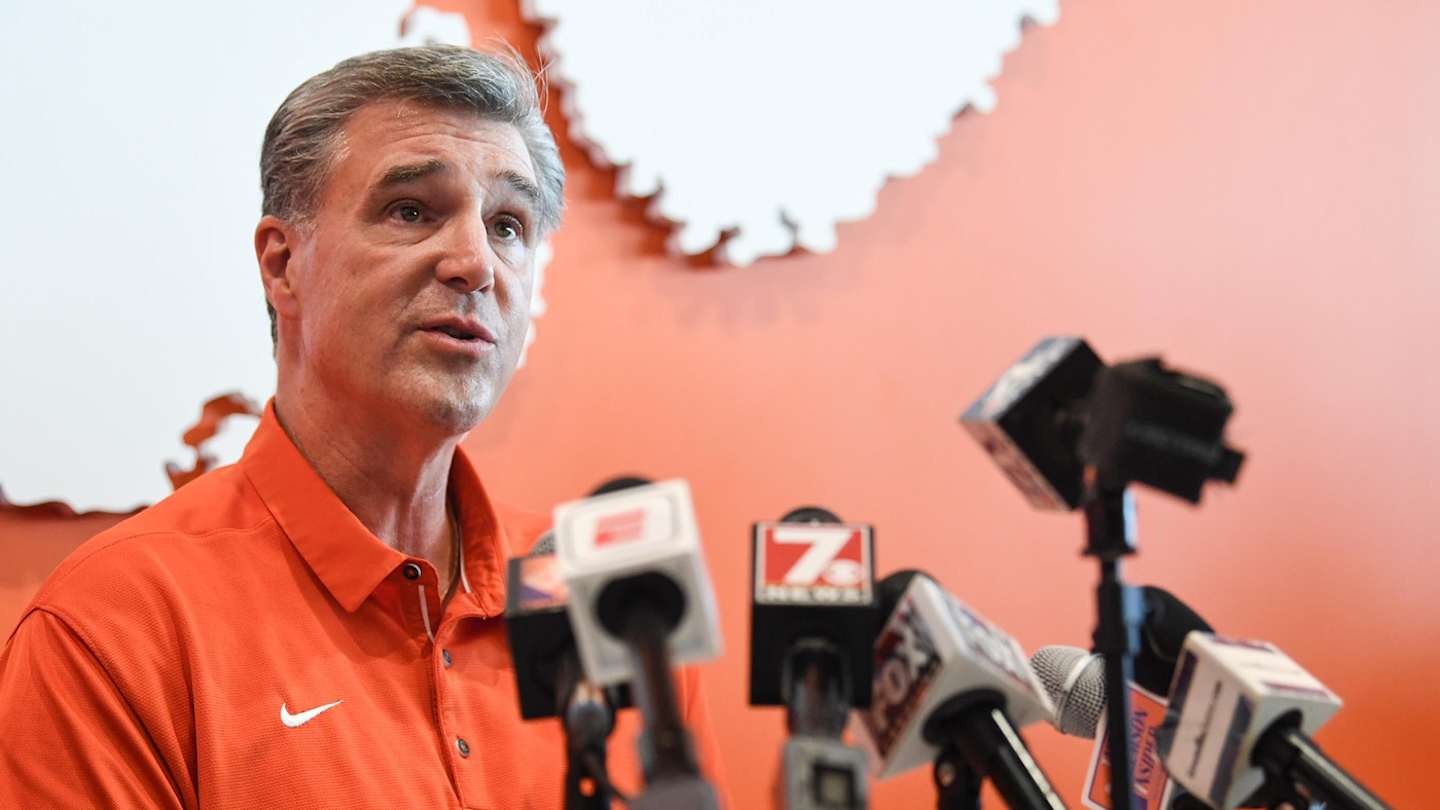 Clemson AD Dan Radakovich Talks Game Days In 2020 - Sports Illustrated ...