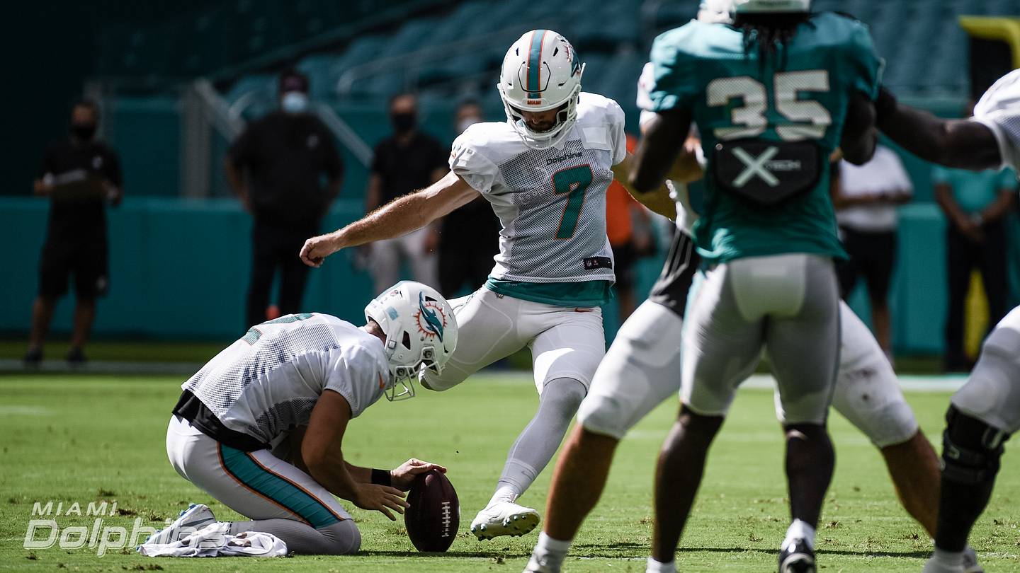 Number 7 and the Three Dolphins Who Wore It Best - Sports Illustrated ...