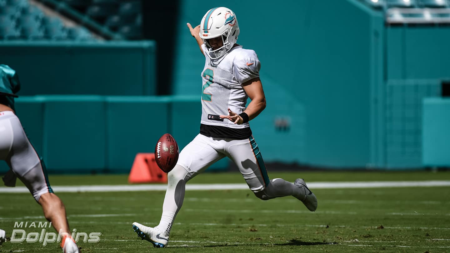 Number 2 and the Three Dolphins Who Wore It Best - Sports Illustrated ...