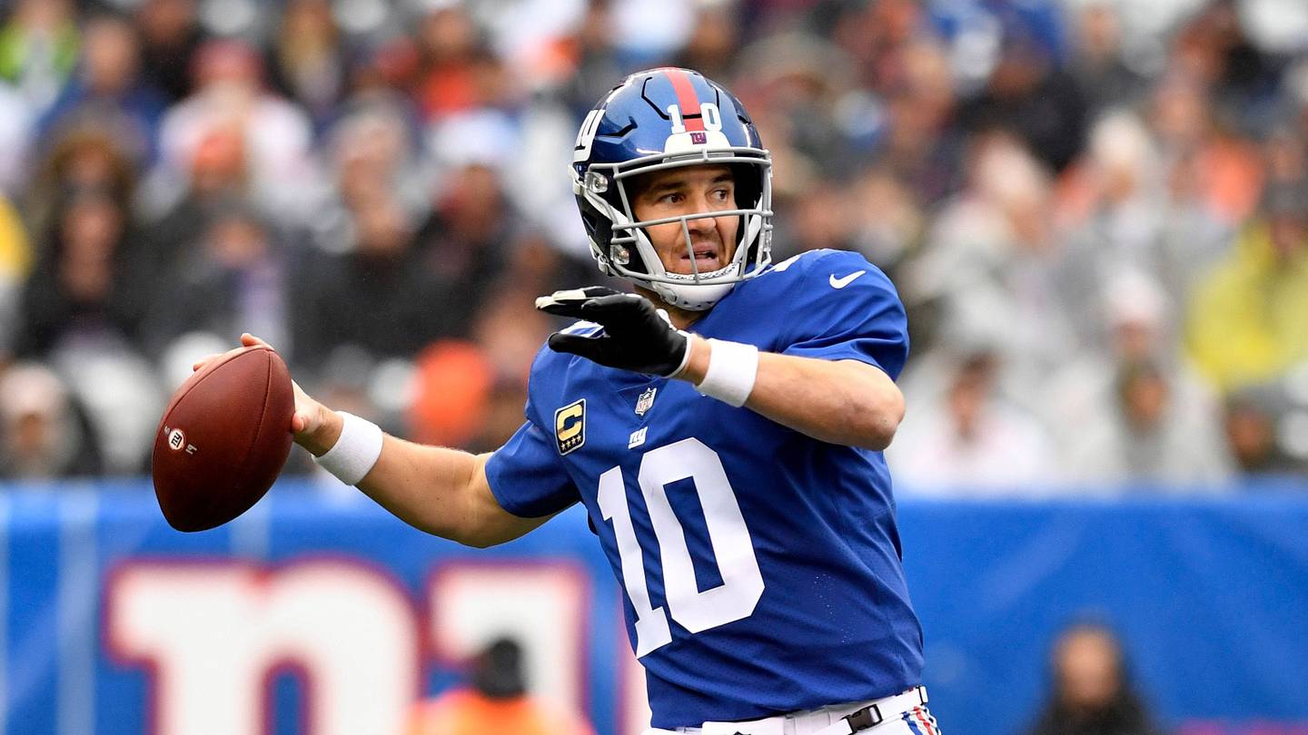 Best Quarterbacks in New York Giants History - Sports Illustrated