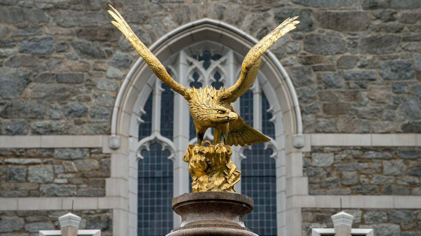 Boston College announces Barry Gallup Sports Medicine Center for ...