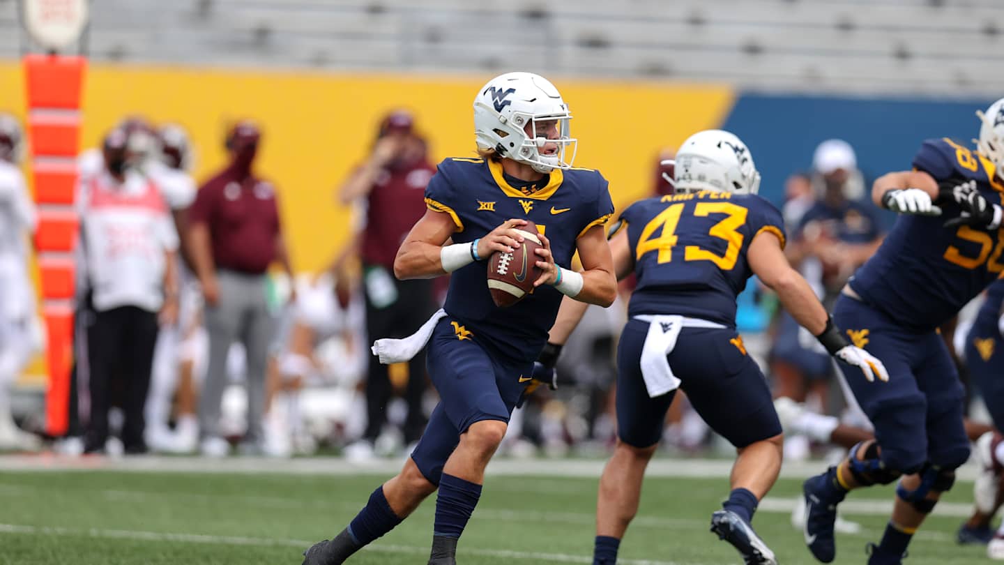 Neal Brown Offers First Impressions of Freshman QB Garrett Greene ...