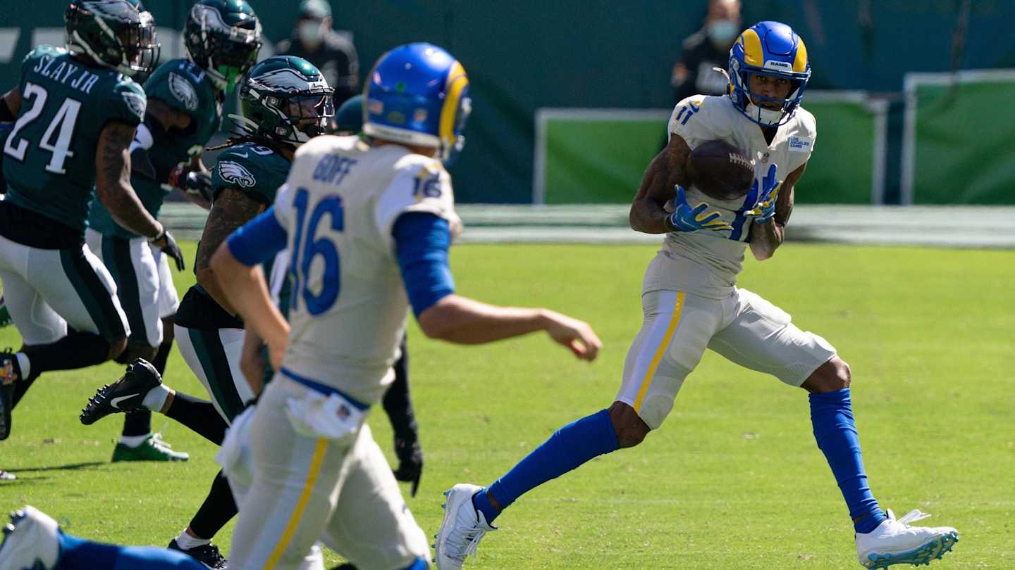 Jared Goff Says His Offseason Focus on Improving Footwork is Making Him ...