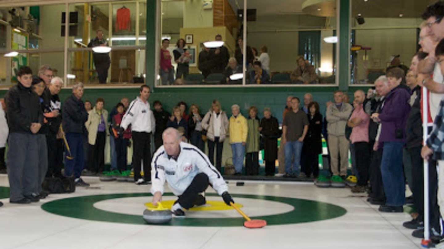 Howard in Toronto - The Curling News