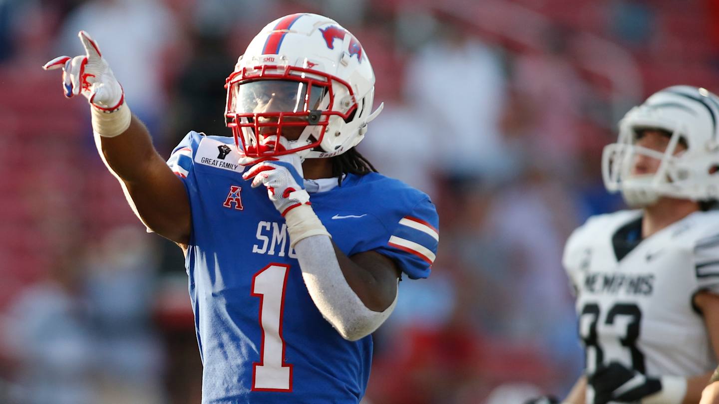 SMU football student section removed for violating COVID protocols ...