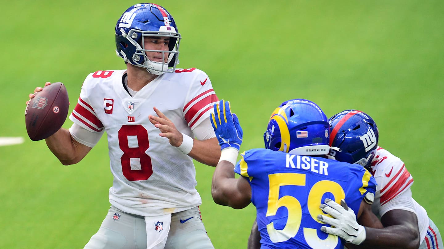 Daniel Jones neck injury: Giants QB likely out vs. Chargers - Sports ...
