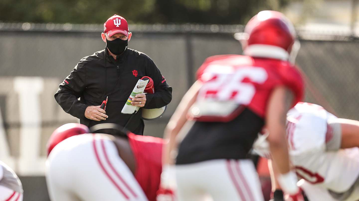 Entire Indiana Football Team Registered to Vote - Sports Illustrated ...