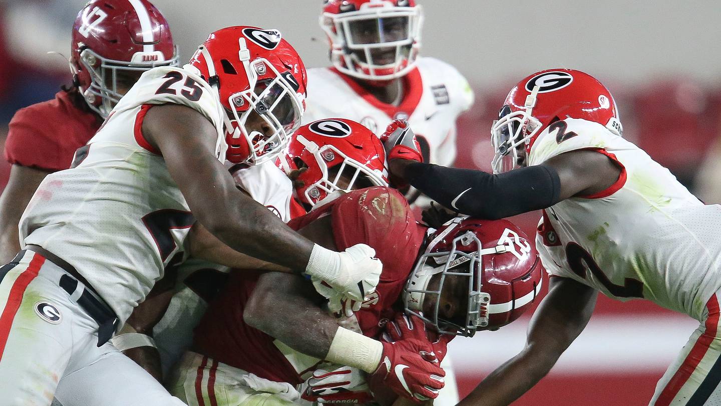 For First Time in CFP era, Champion Didn't Have to go Through Alabama ...
