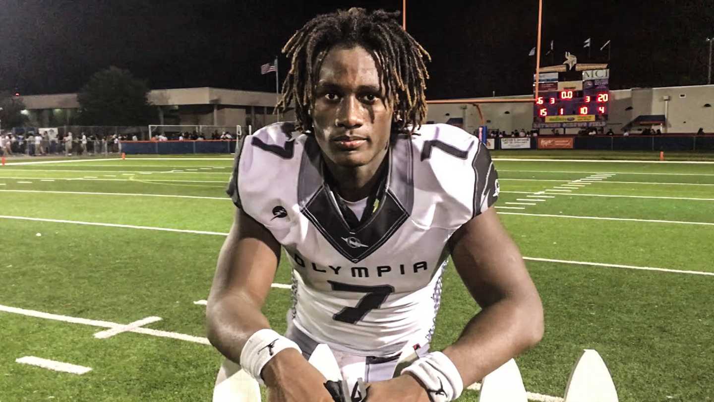 A Look Back At Joe Milton - Sports Illustrated Michigan Wolverines News ...