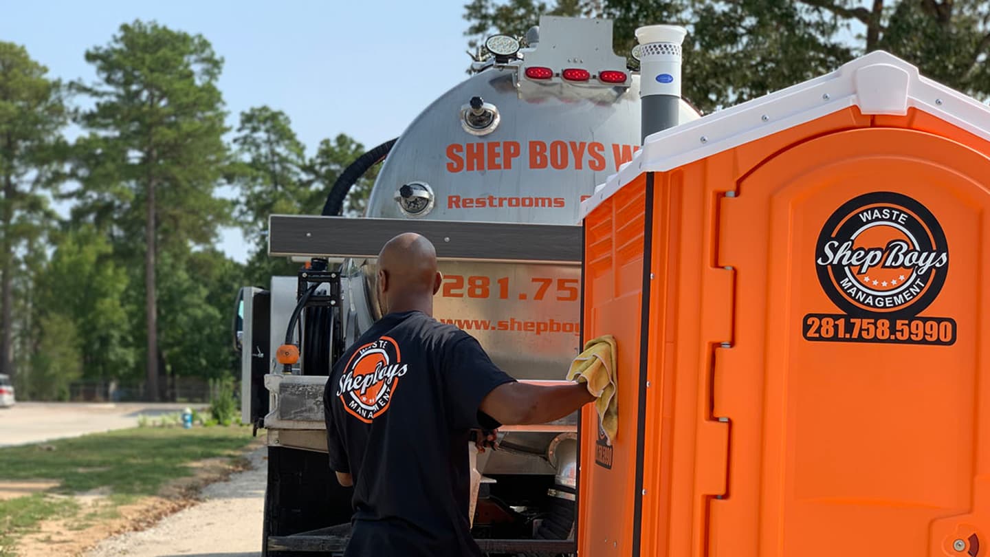 Russell Shepard: Former NFL WR's waste management business - Sports ...