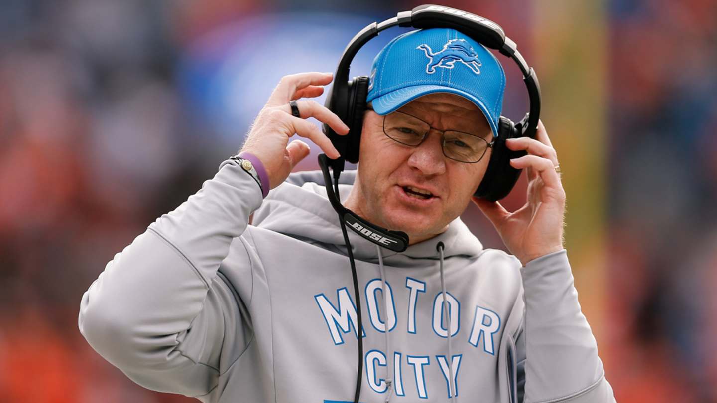 Darrell Bevell Joins Urban Meyer - Sports Illustrated Detroit Lions ...