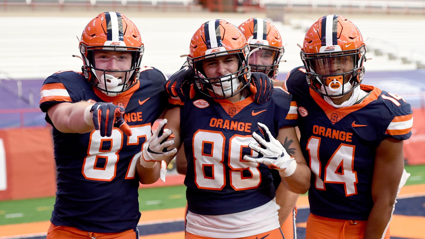 Aaron Hackett Enters Transfer Portal (Report) - Sports Illustrated ...