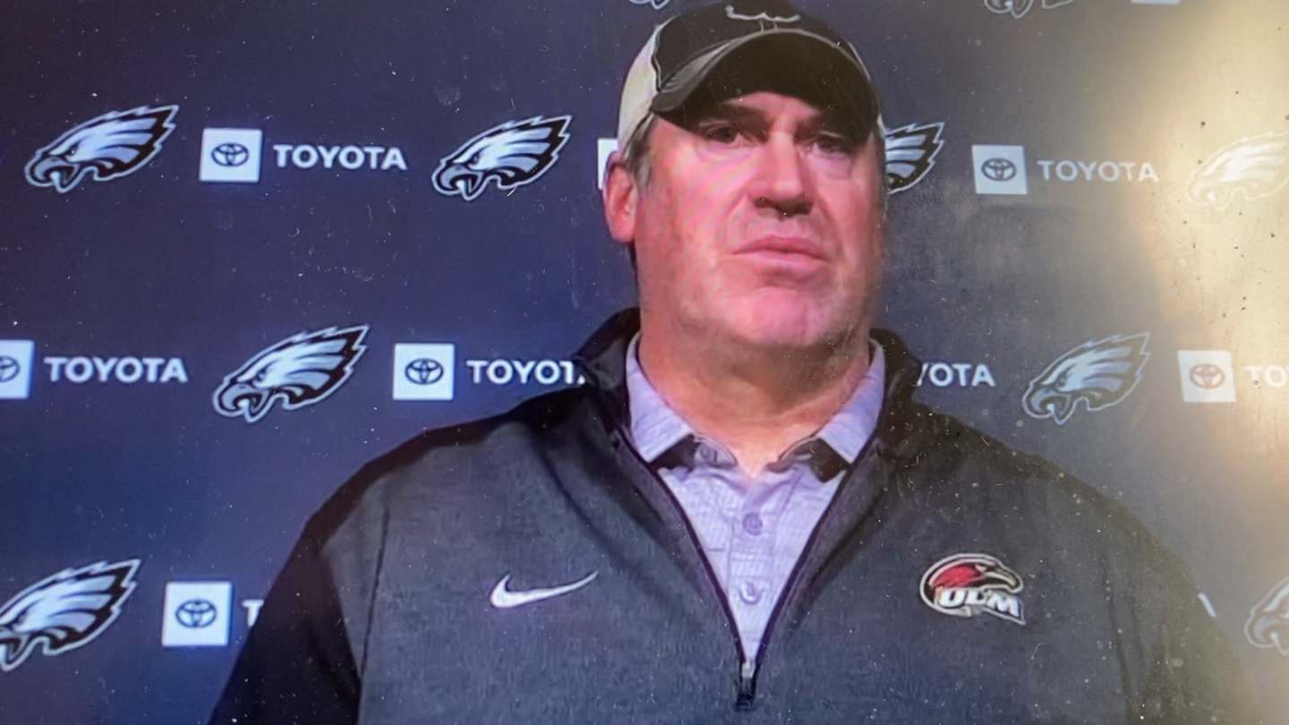 Doug Pederson Still Pondering his QB Choice, Addresses Report of him ...