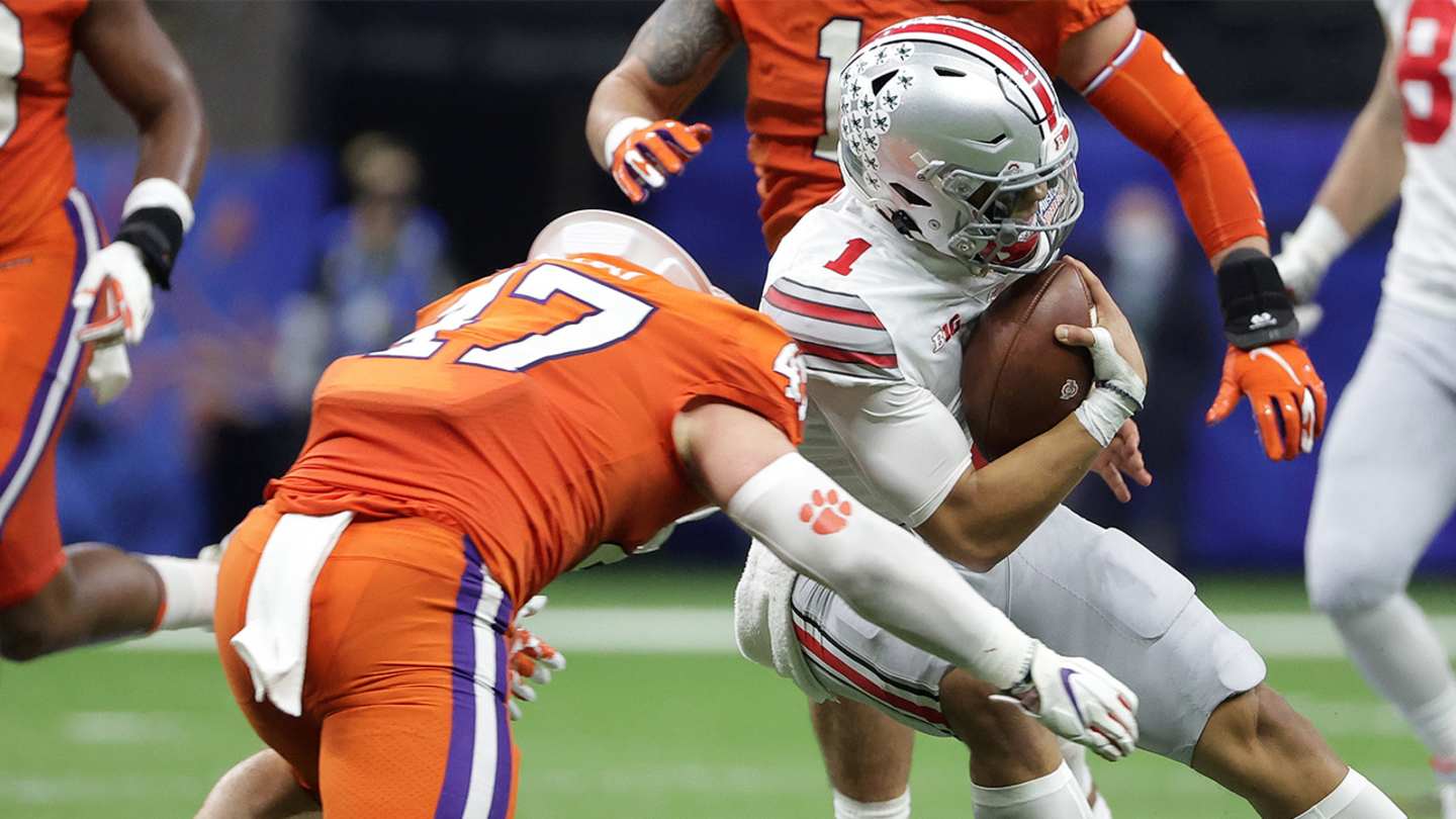 Justin Fields injury: Ohio State QB takes hard hit leading to ejection ...