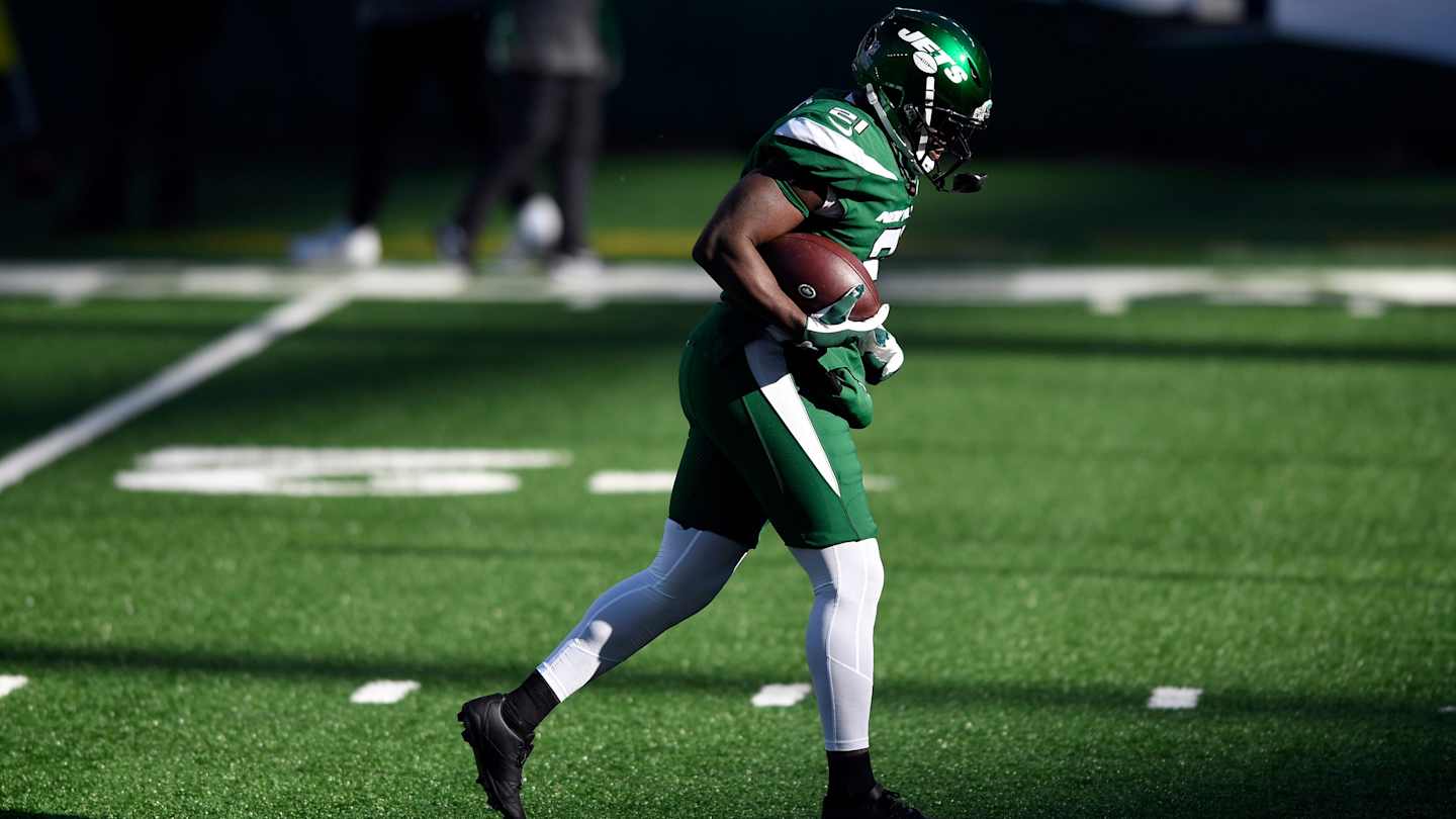 New York Jets RB Frank Gore open to returning next season - Sports ...