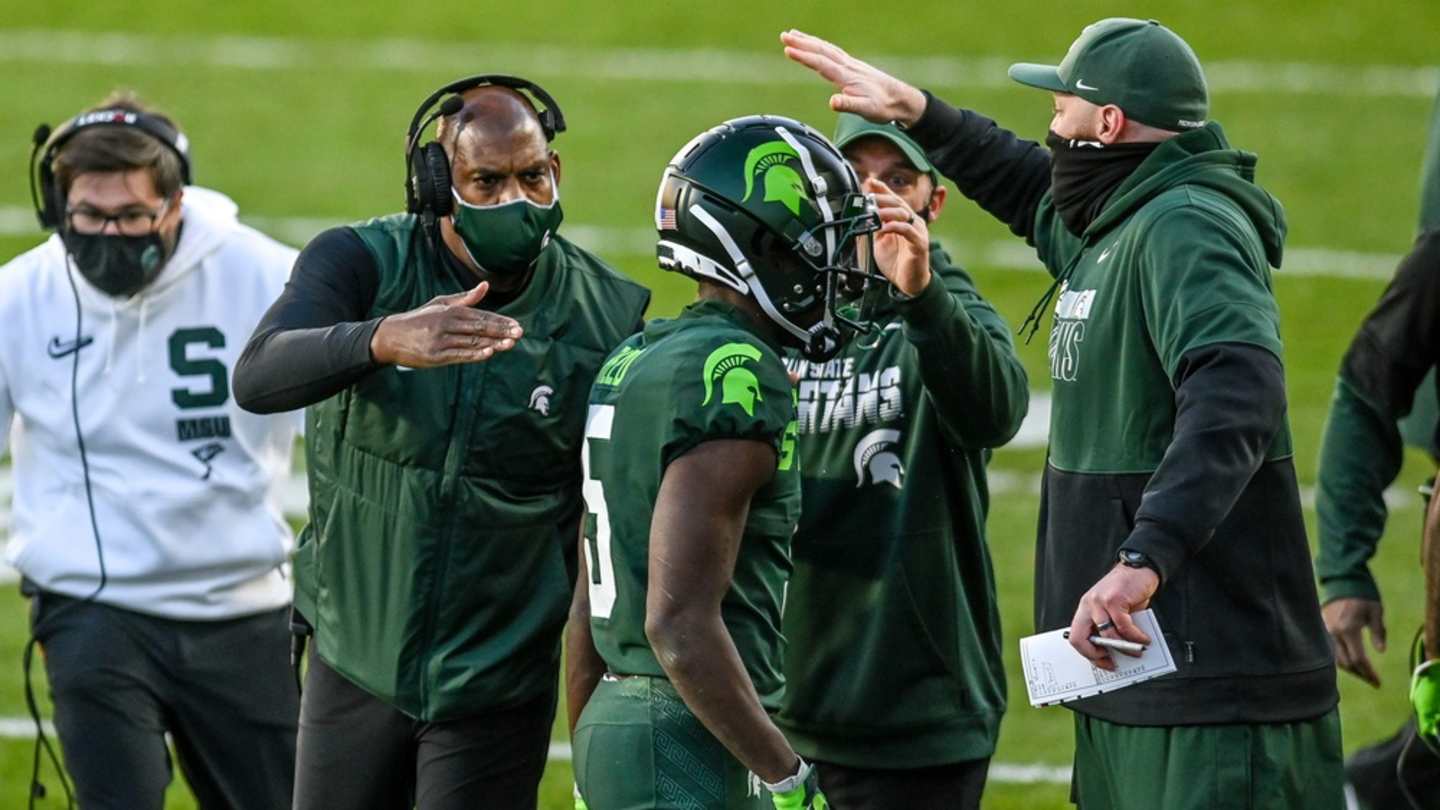 Michigan State Football 2021 Early Depth Chart Predictions: Offense ...