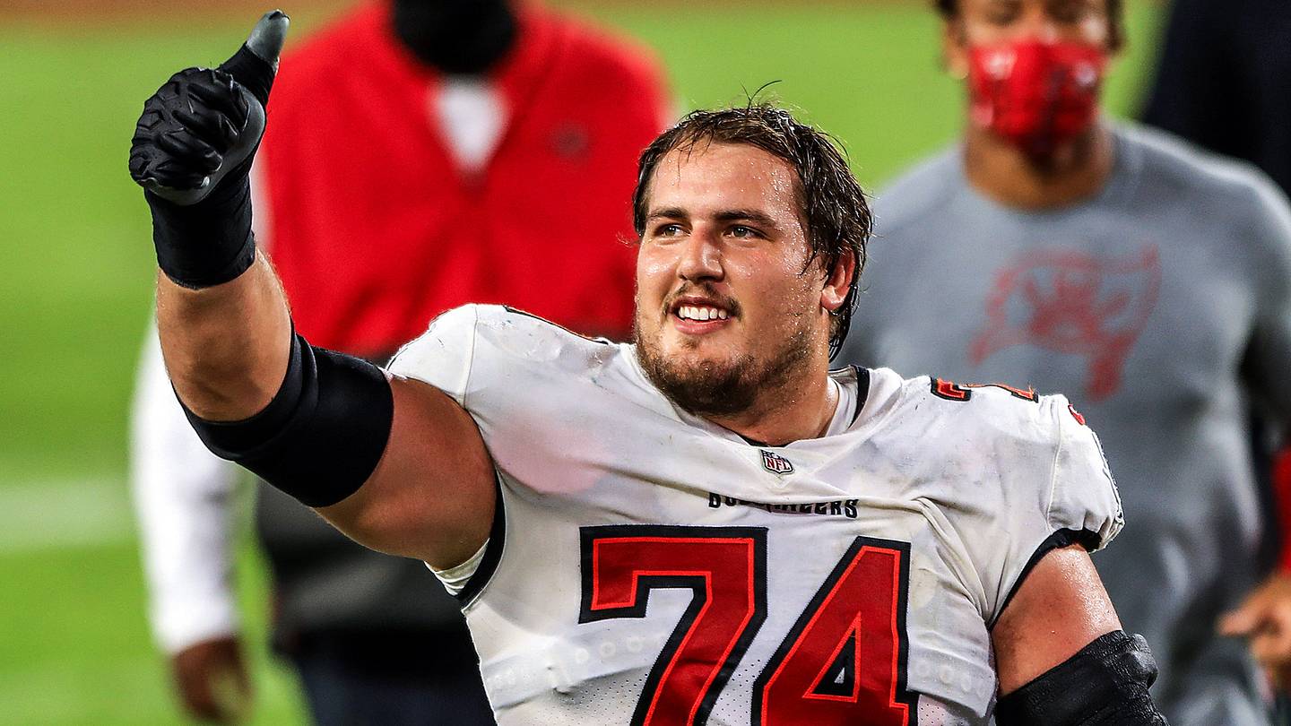 Ali Marpet and His Unique Super Bowl Origin Story - Sports Illustrated