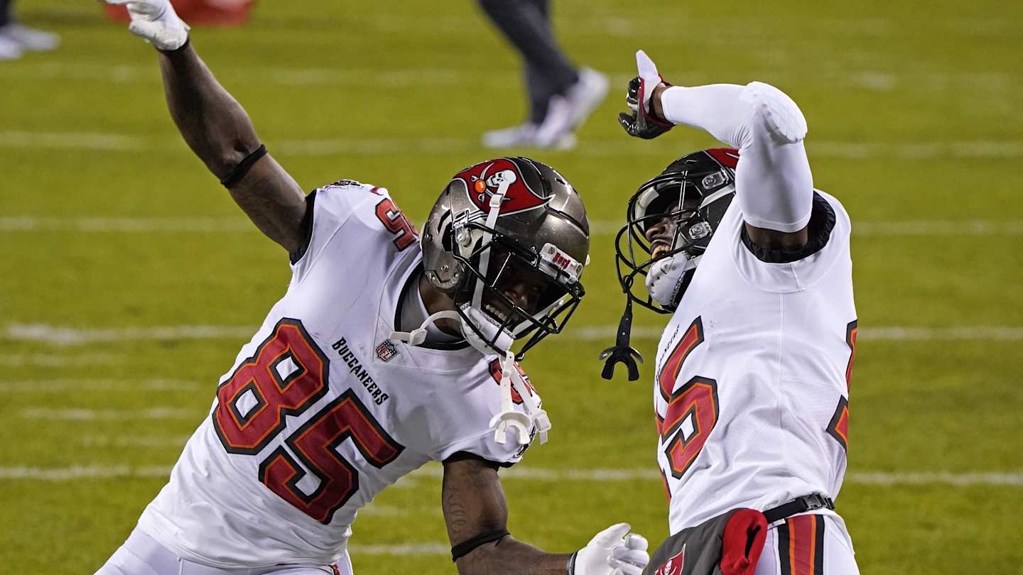 Mickens Hopes to Get Good Night's Sleep Before Super Bowl - Sports ...