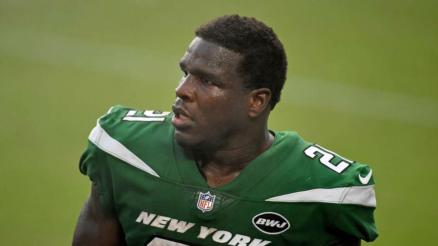 New York Jets running back Frank Gore still thinking about return in ...