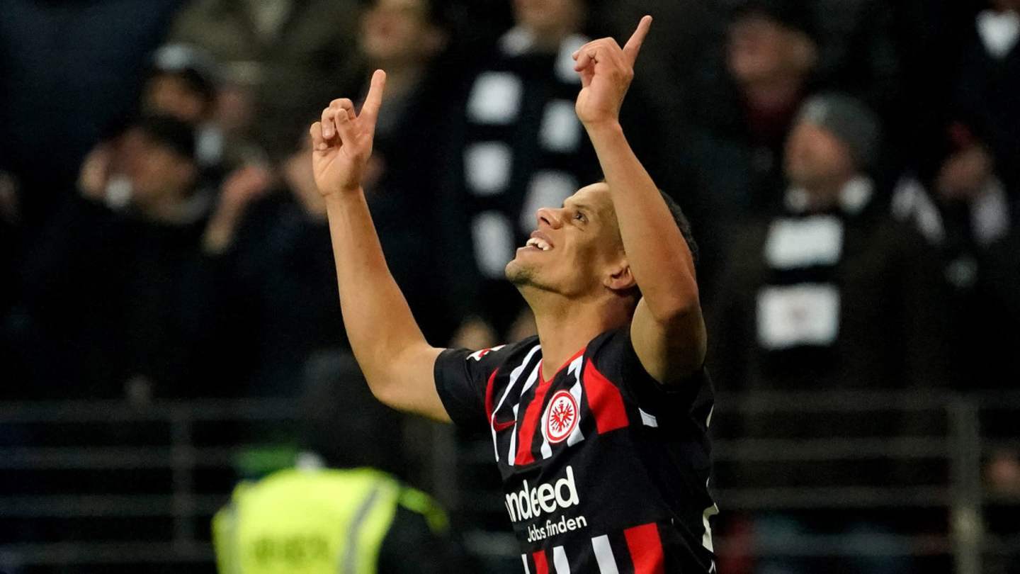 Timmy Chandler goal video: USA, Eintracht Frankfurt RB scores 2 ...