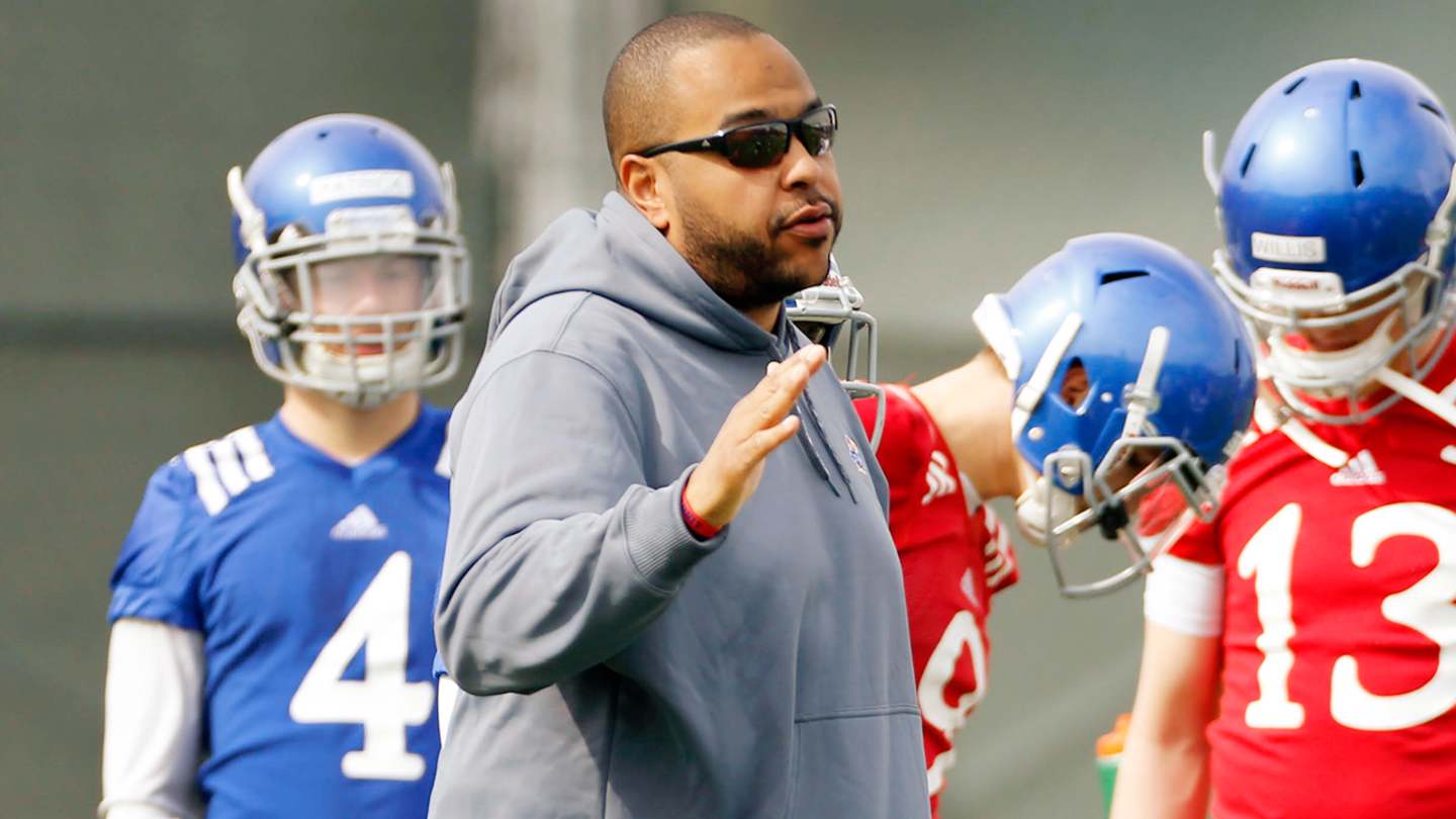 Kansas football: Tony Hull guiding Jayhawks' recruiting success ...