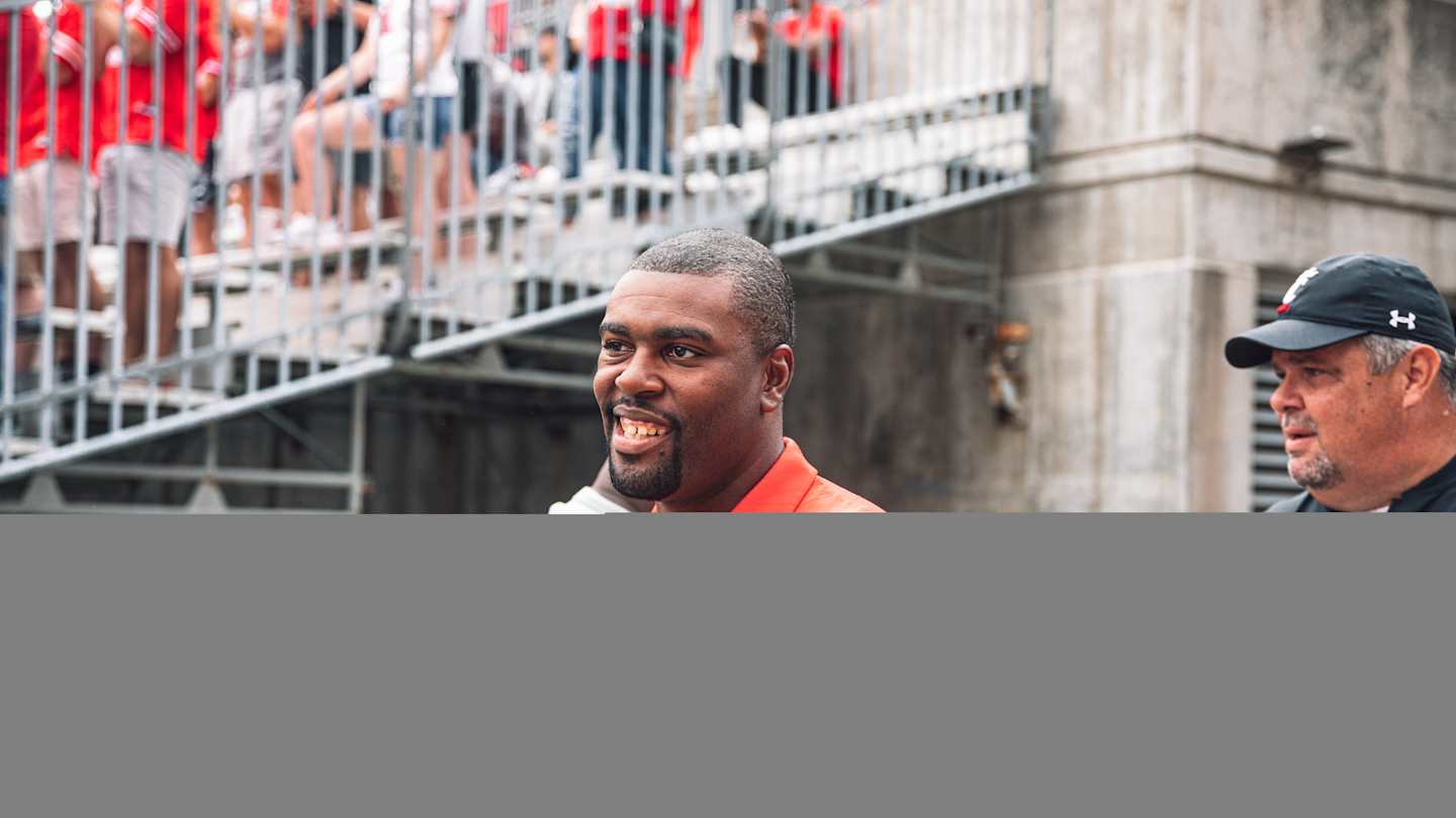 REPORT: Notre Dame To Hire Mike Mickens To Coach Cornerbacks - Sports ...