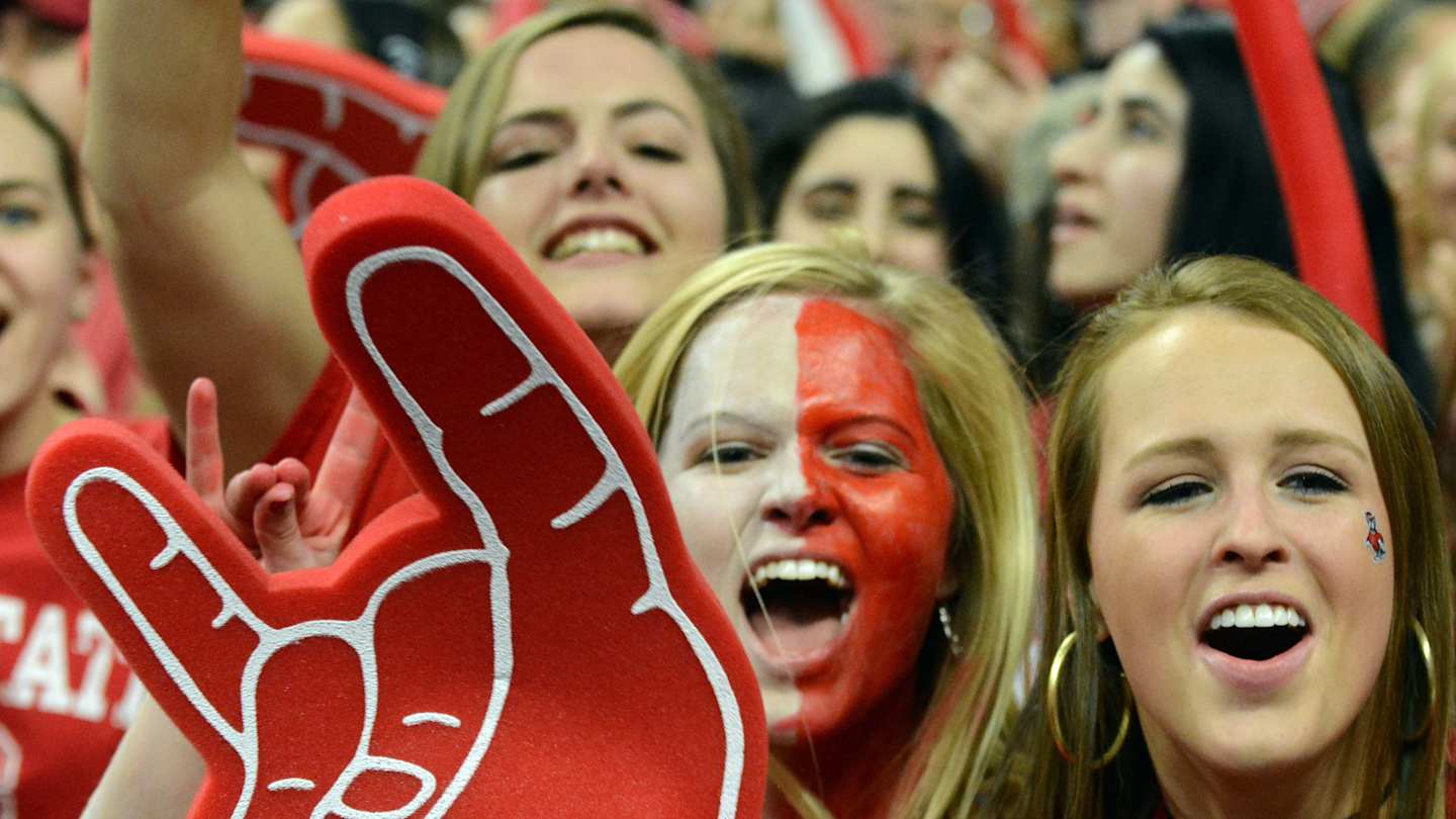 Sunday's Women's Game at Reynolds a Sellout - Sports Illustrated NC ...