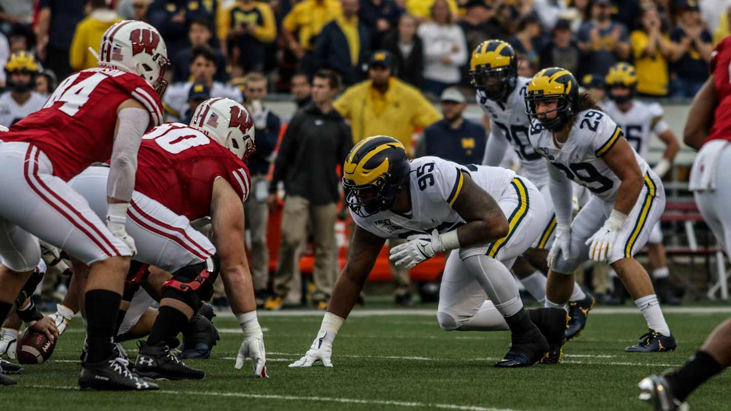 Michigan D-Line In 2020: Will Young Players Provide The Size & Depth ...