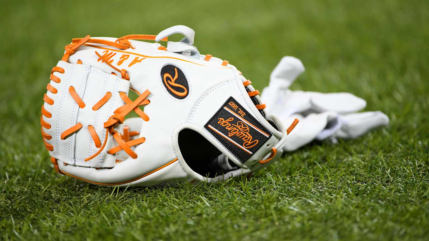 Texas Baseball: Longhorns Return Home to Take on Arizona - Sports ...