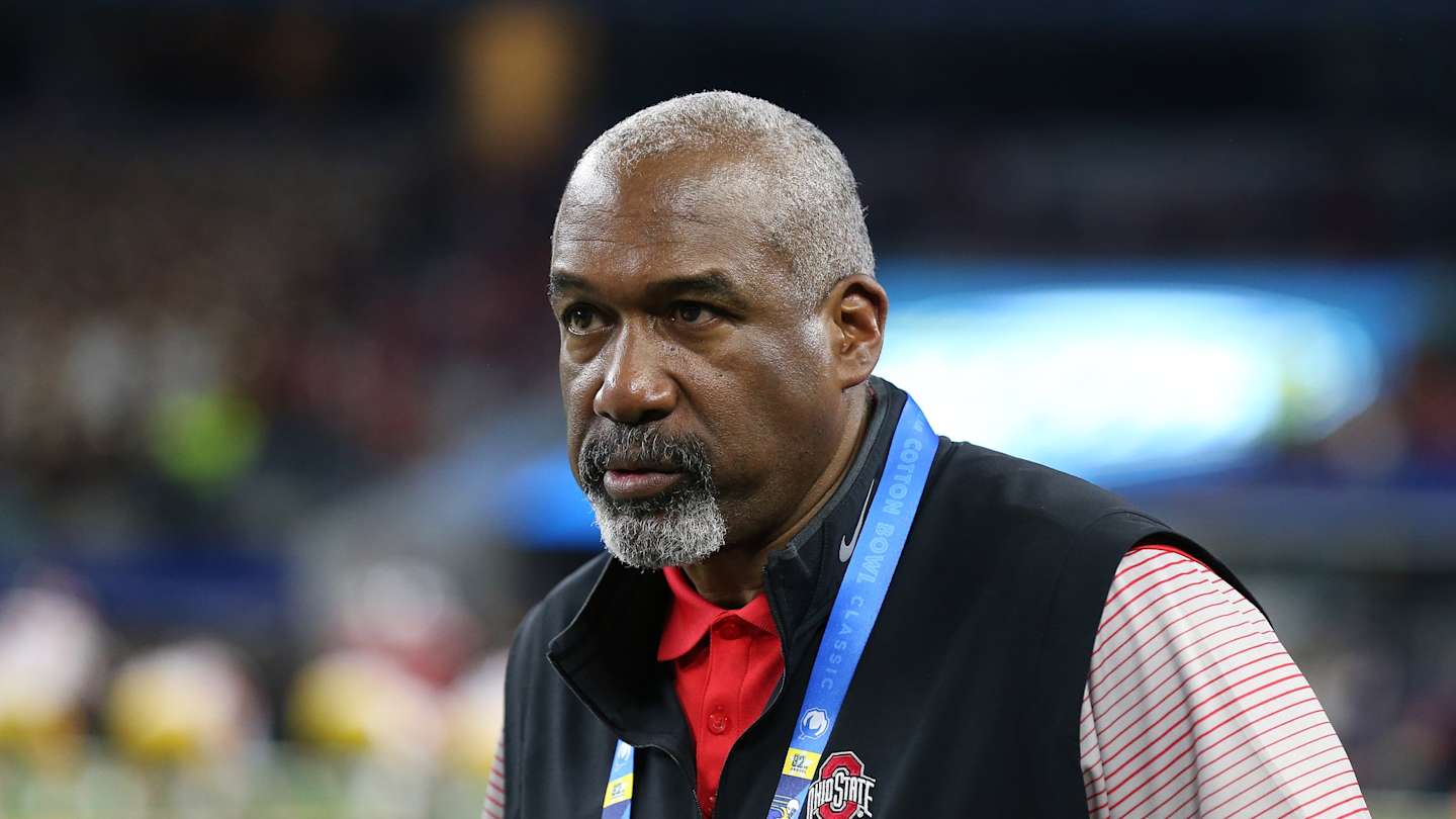 AD Smith Favors Cancellation, but Spring Football on Hold - Sports ...