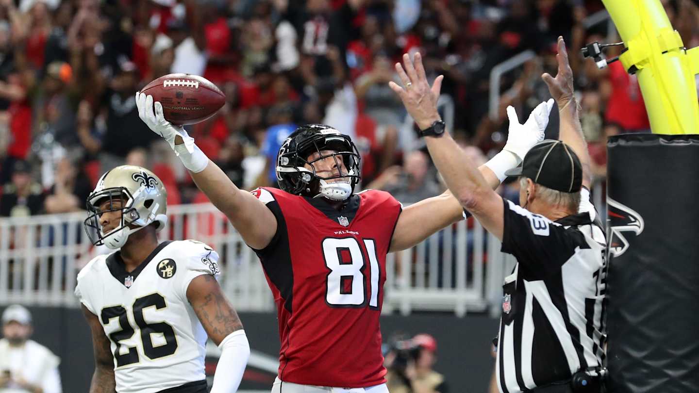 Austin Hooper thanks Atlanta - Sports Illustrated Atlanta Falcons News ...