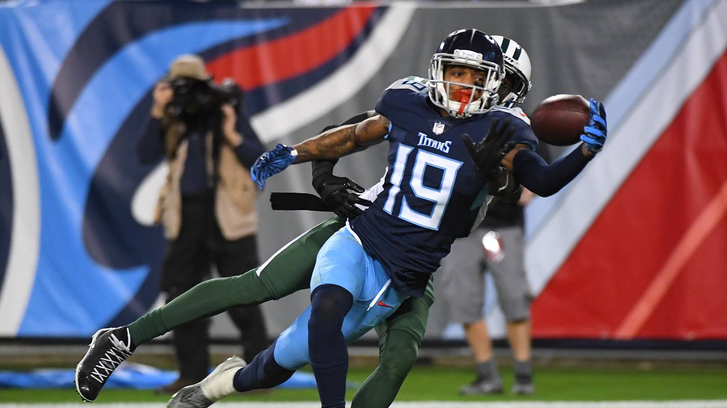 Vikings Sign Former Titans Receiver Tajae Sharpe To One-Year Deal ...