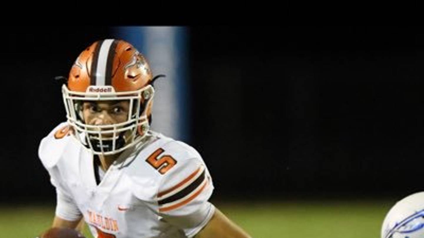 Jeadyn Lukus reacts to picking up an offer from Tennessee - Sports ...