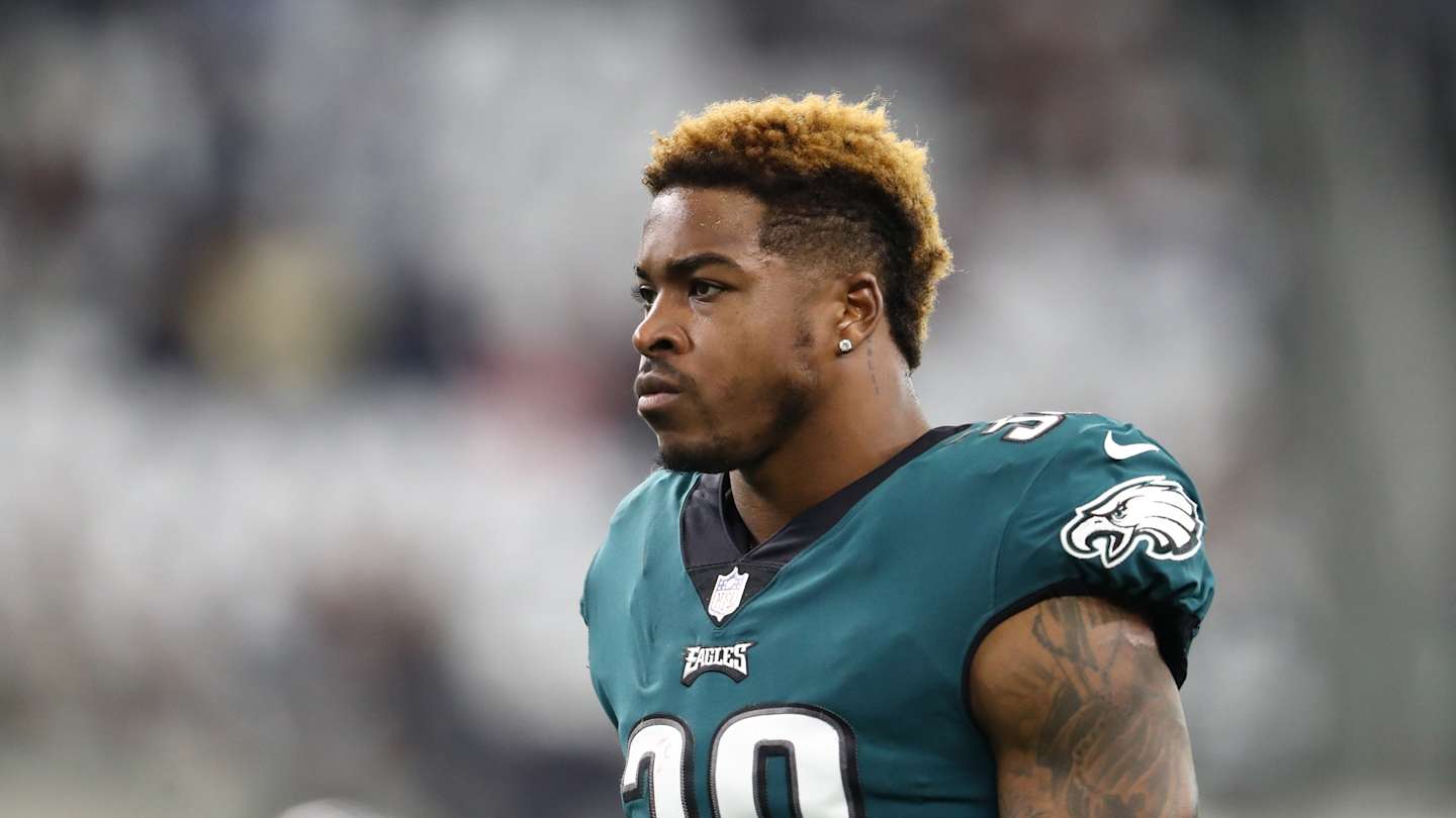 Eagles Bringing Back Corey Clement - Sports Illustrated Philadelphia ...