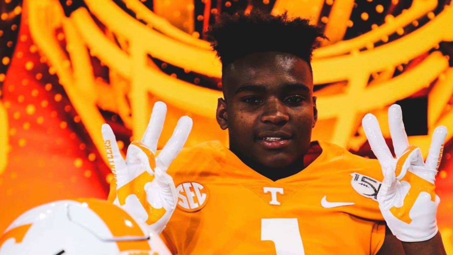 Tennessee Volunteers 2021 Commit Edwin White Remains 'Locked In' with ...