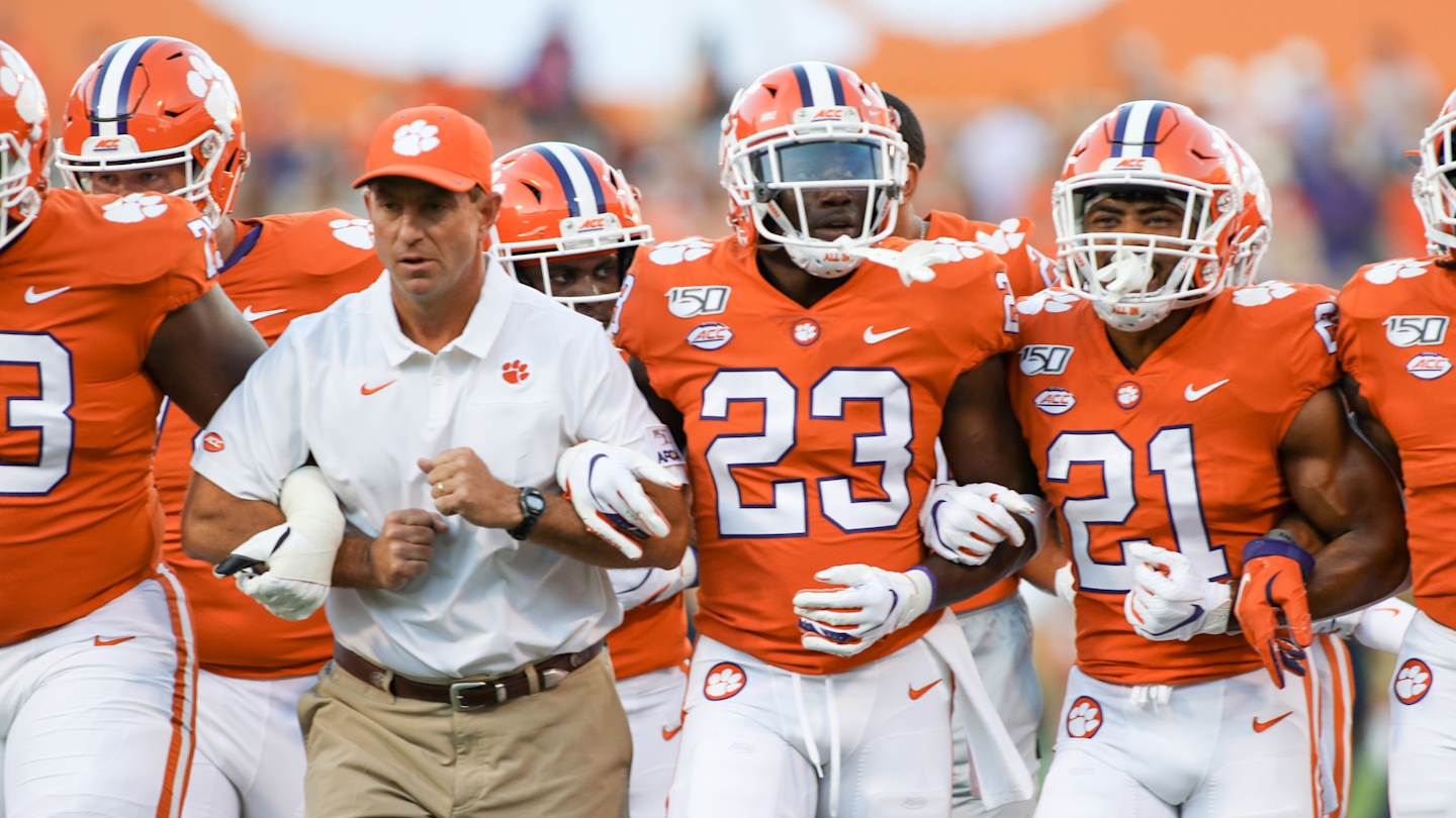Clemson Releases Latest COVID-19 Numbers - Sports Illustrated Clemson ...