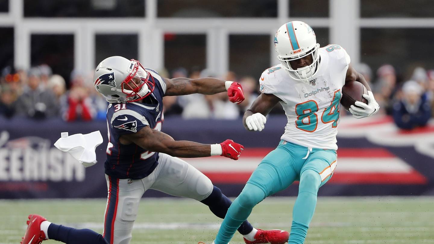 Number 84 and the Three Dolphins Who Wore It Best - Sports Illustrated ...