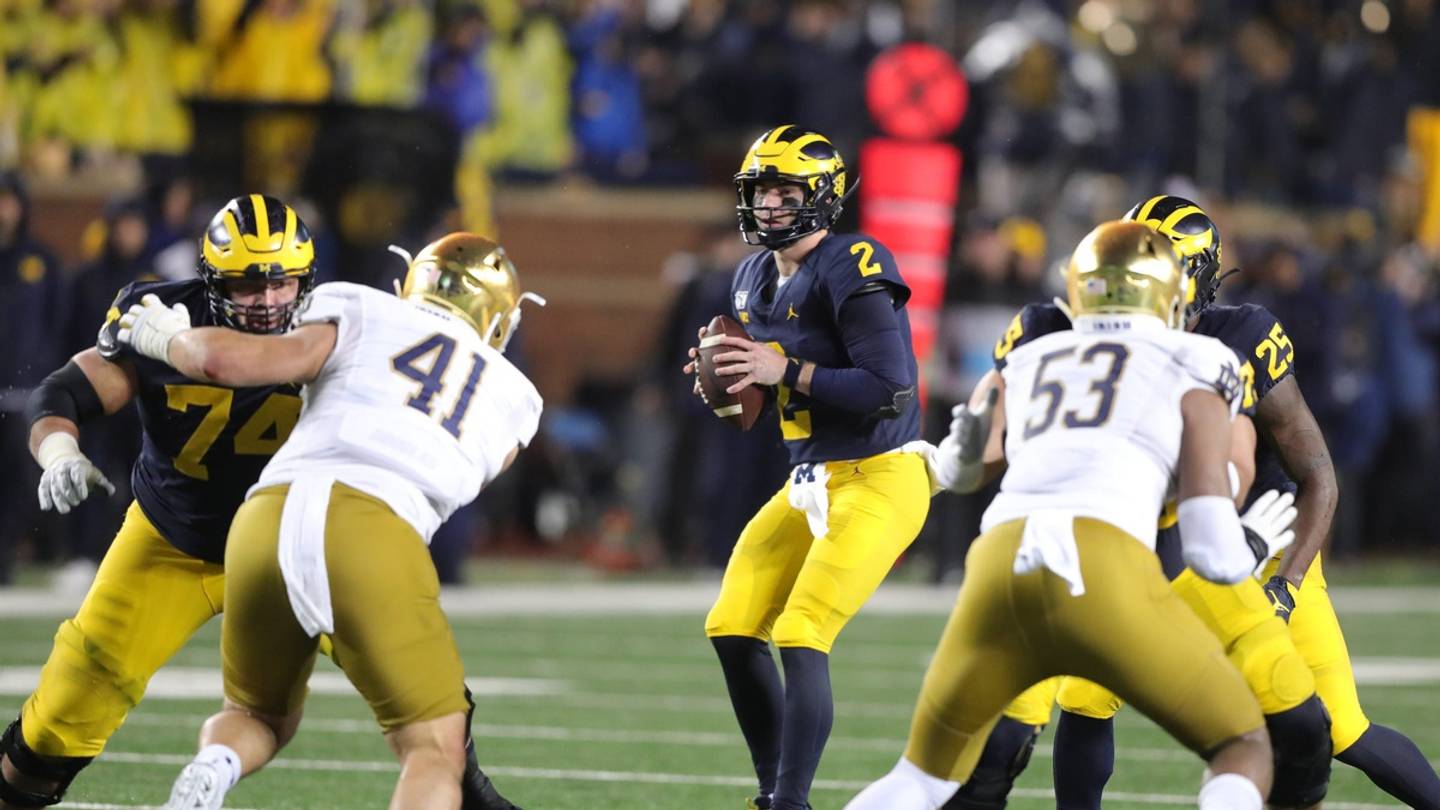 Michigan Football Quarterback Tiers - Sports Illustrated Michigan ...
