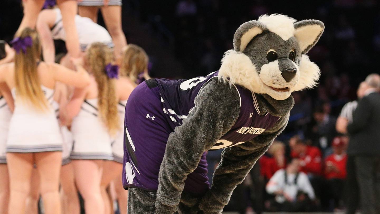 Local '21 SG Casey Simmons Commits To Northwestern - Sports Illustrated ...
